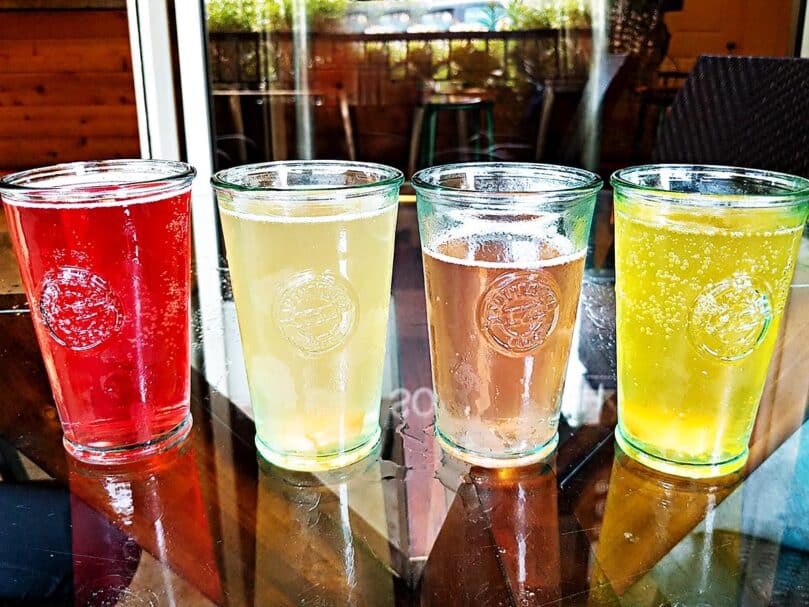 What does kombucha taste like? - Flavorful Home