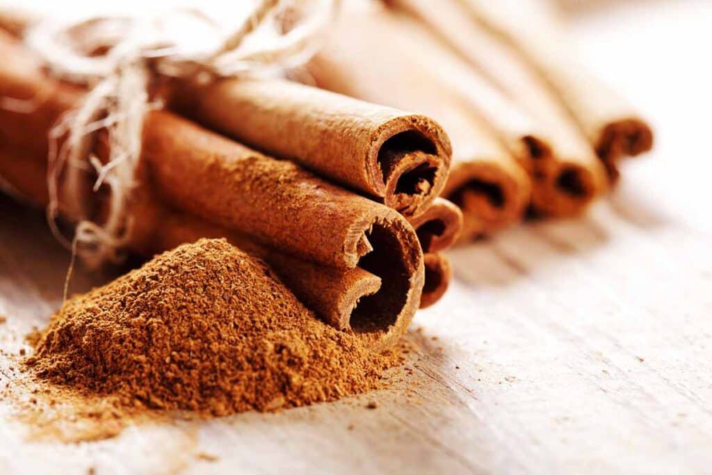 Best Cinnamon Substitute (10+ Alternative Ingredients) - Flavorful Home